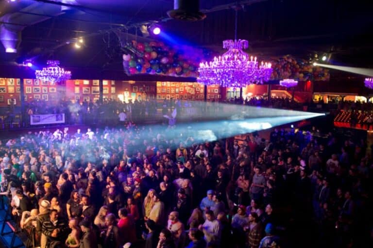 50+ Rain or Shine Things to Do in Denver for Young Adults